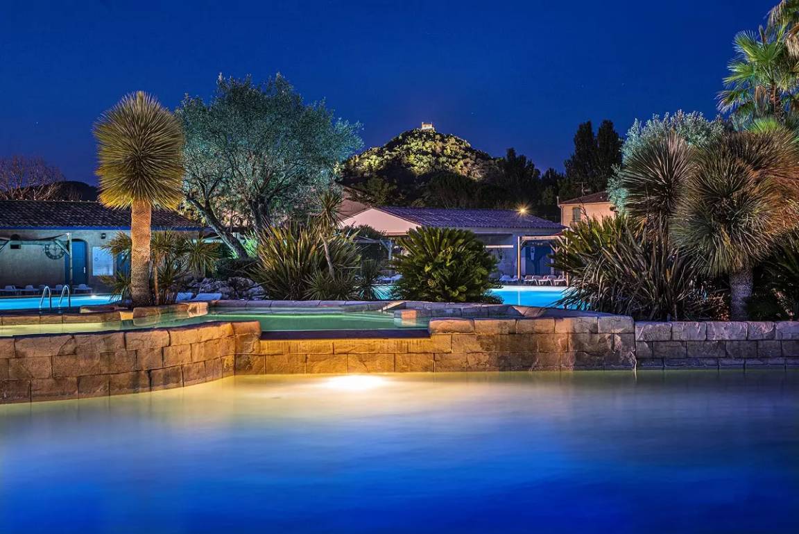 120 M² Huis ∙ 4 Slaapkamers ∙ 8 Gasten - Vidauban