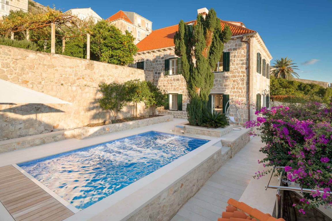 Villa ∙ 3 Bedrooms ∙ 12 Guests - Dubrovnik