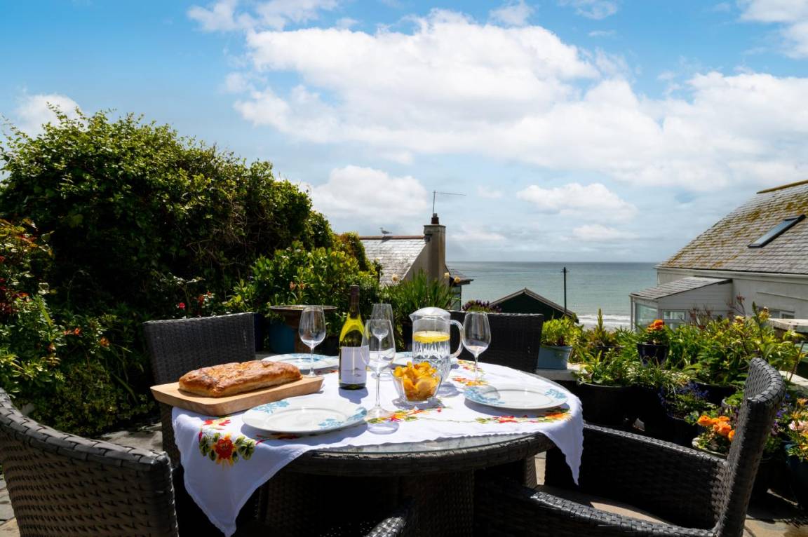 Cottage ∙ 3 Bedrooms ∙ 6 Guests - Penzance