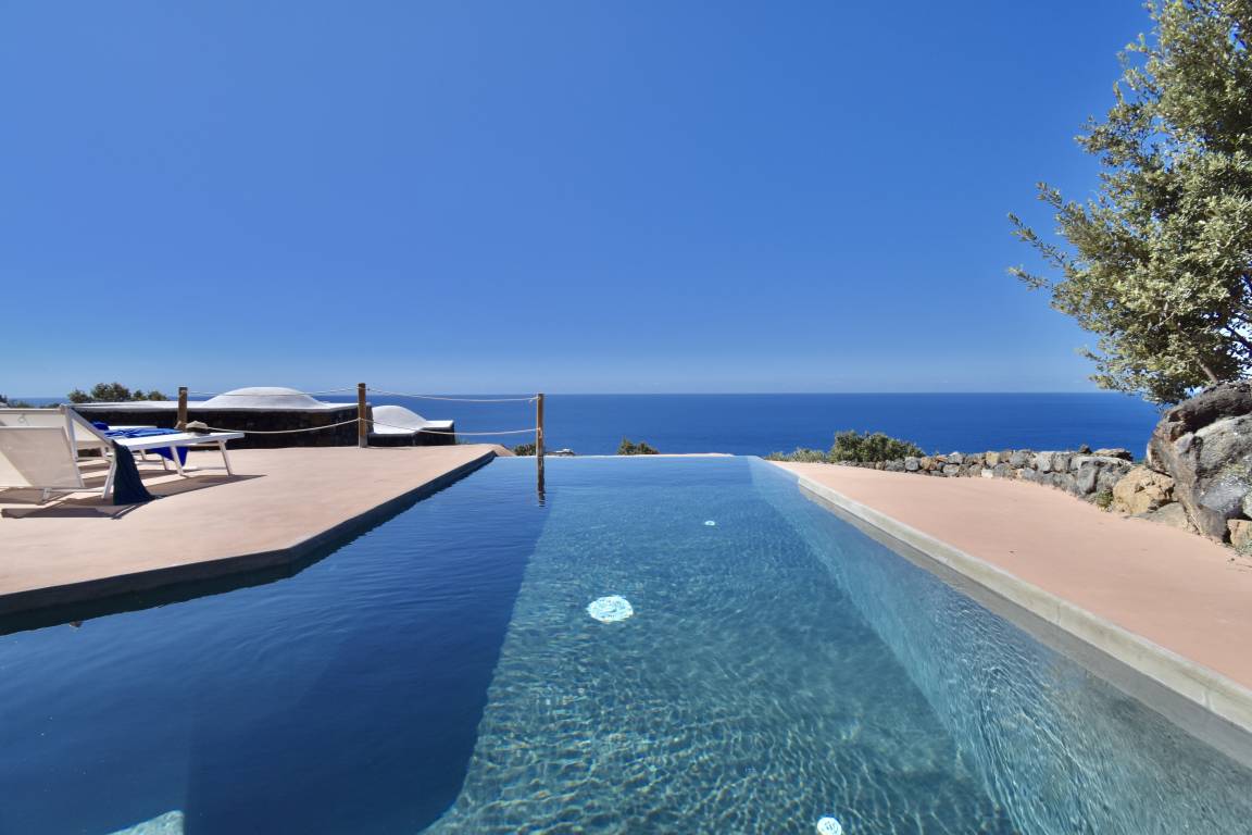Apartment ∙ 3 Bedrooms ∙ 6 Guests - Pantelleria