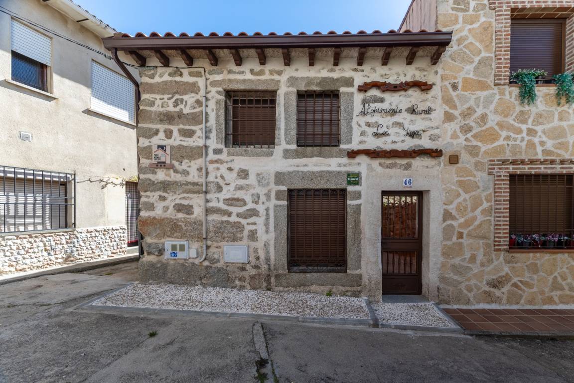 100 M² Casa ∙ 2 Habitaciones ∙ 6 Huéspedes - Navalmoral
