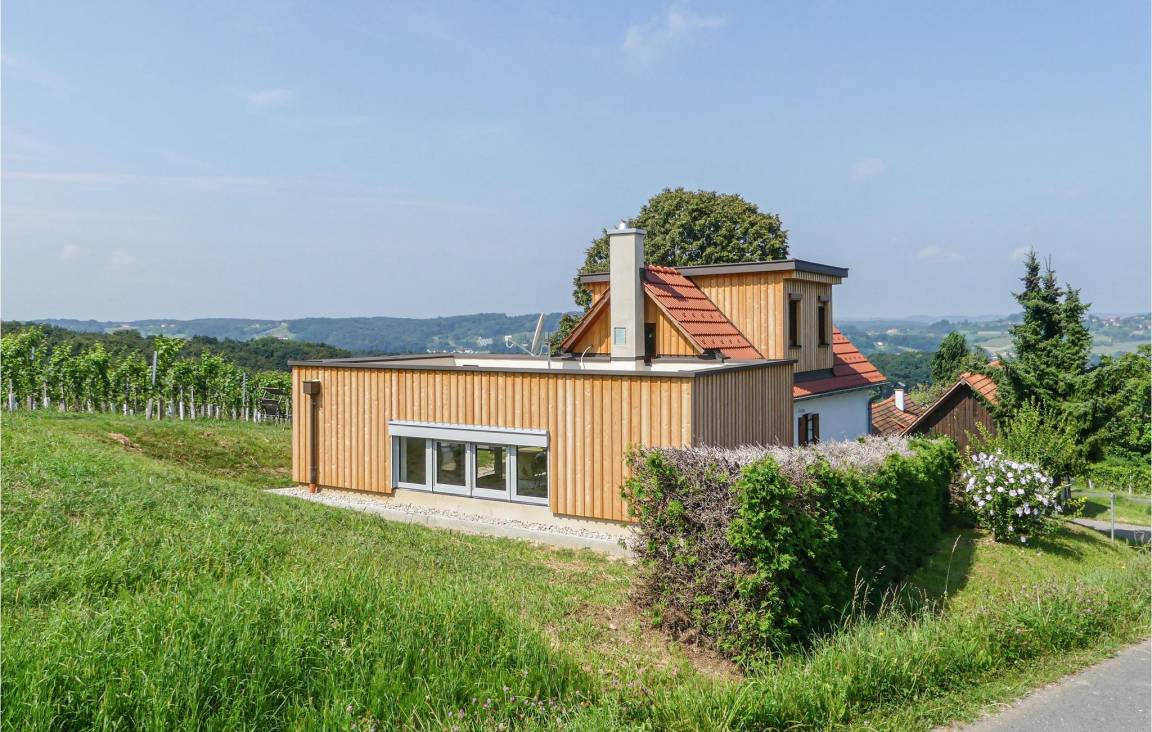 81 M² Ferienhaus ∙ 2 Schlafzimmer ∙ 4 Gäste - Bad Gleichenberg