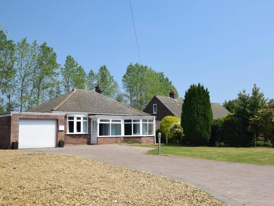 Cottage ∙ 3 Bedrooms ∙ 6 Guests - Mundesley