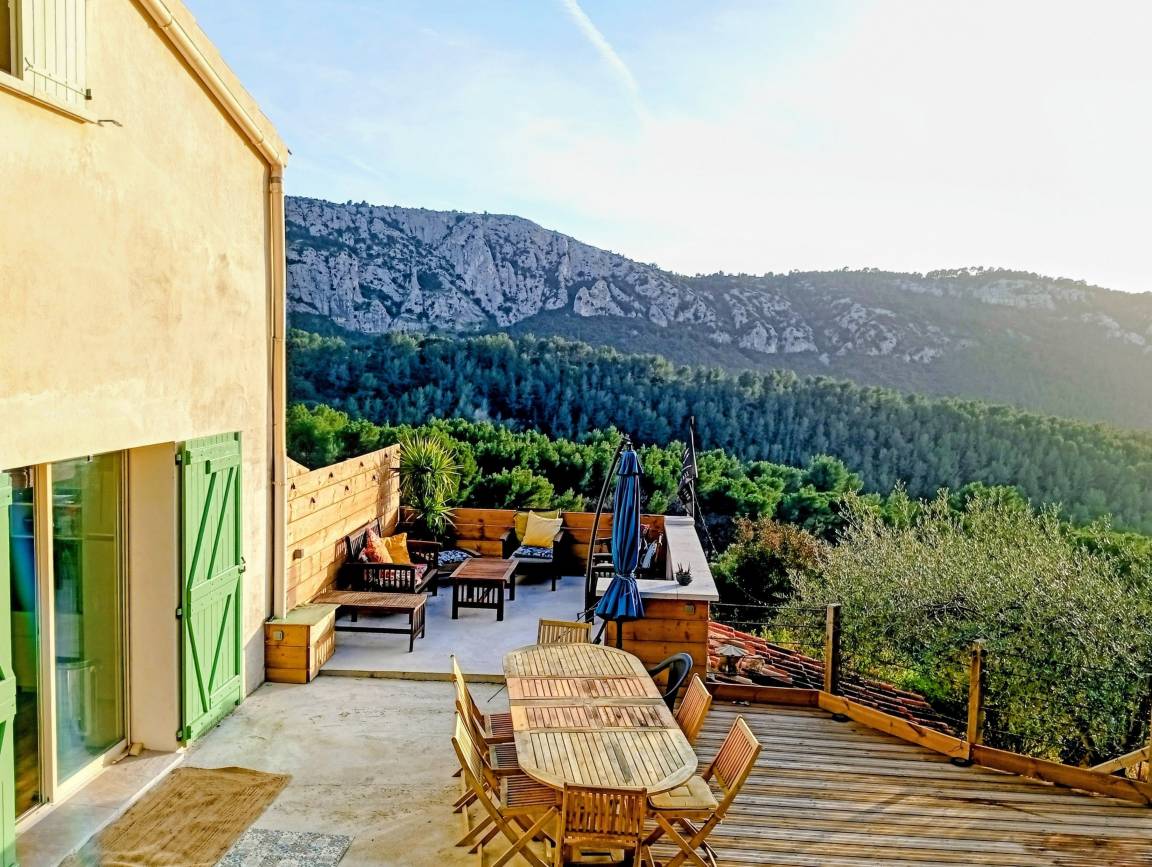 140 M² House ∙ 3 Bedrooms ∙ 8 Guests - Le Beausset