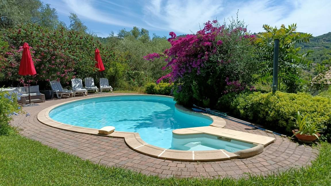 130 M² Villa ∙ 3 Bedrooms ∙ 6 Guests - Valbonne