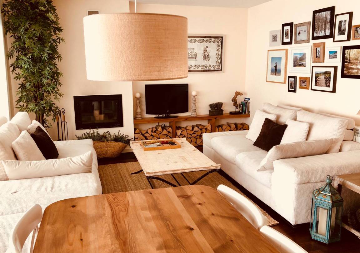 100 M² Appartement ∙ 2 Chambres ∙ 4 Personnes - Sabiñánigo