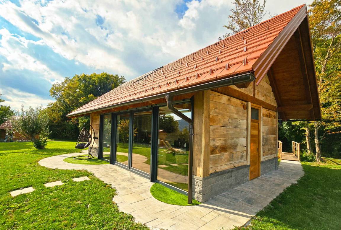 50 M² Cottage ∙ 2 Bedrooms ∙ 4 Guests - Slovenia