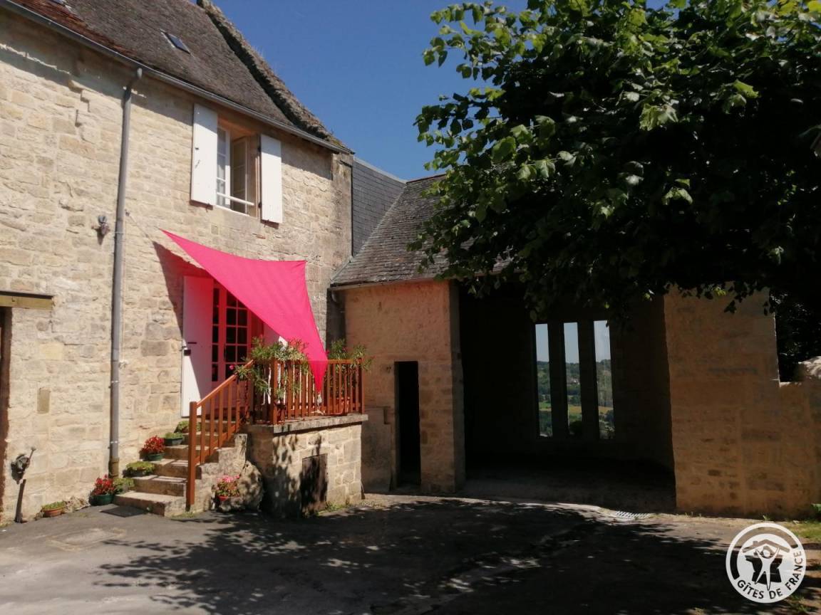 95 M² Gîte ∙ 2 Chambres ∙ 4 Personnes - Corrèze