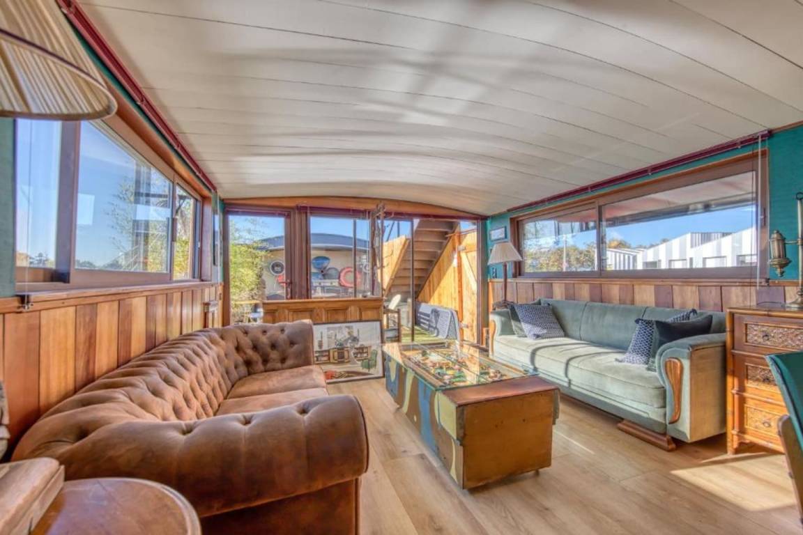 90 M² Houseboat ∙ 2 Bedrooms ∙ 6 Guests - Bordeaux