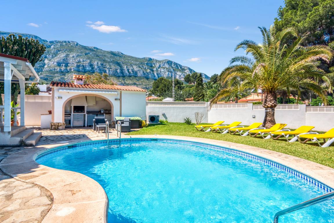120 M² Villa ∙ 3 Habitaciones ∙ 6 Huéspedes - Denia