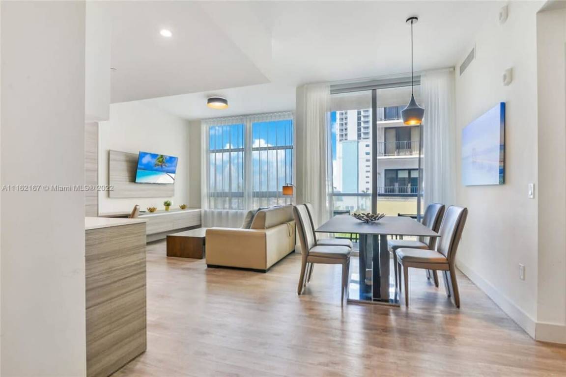 Apartment ∙ 1 Bedroom ∙ 4 Guests - Hollywood, FL