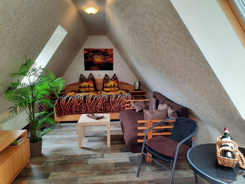 20 M² Ferienwohnung ∙ 1 Schlafzimmer ∙ 4 Gäste - Senftenberg