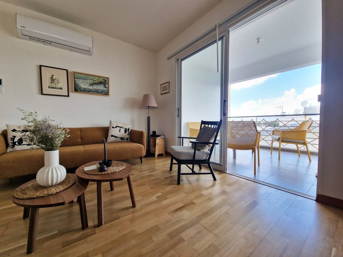 70 M² Apartamento ∙ 2 Habitaciones ∙ 4 Huéspedes - Nicosia