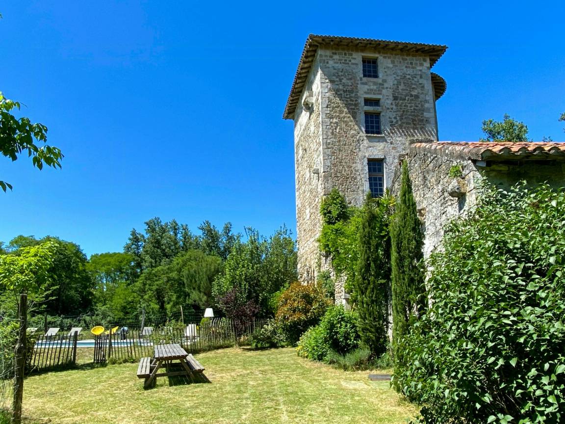 300 M² Maison De Vacances ∙ 7 Chambres ∙ 18 Personnes - Lot-et-Garonne
