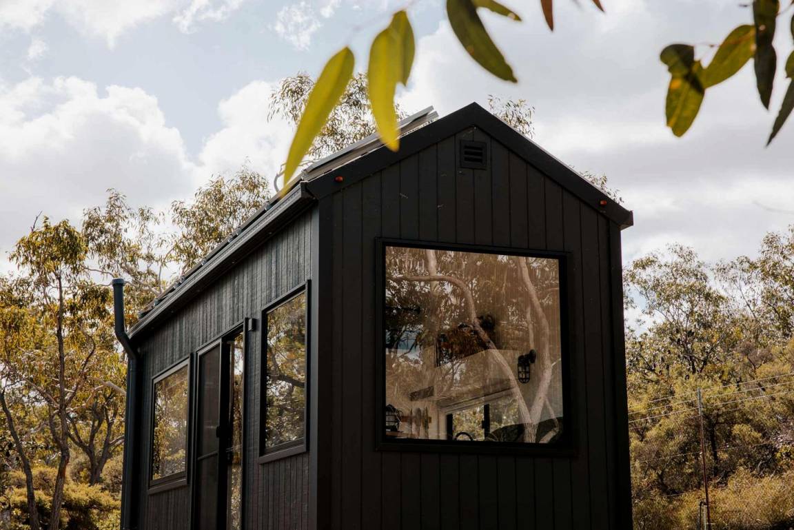 House ∙ 1 Bedroom ∙ 6 Guests - Hornsby