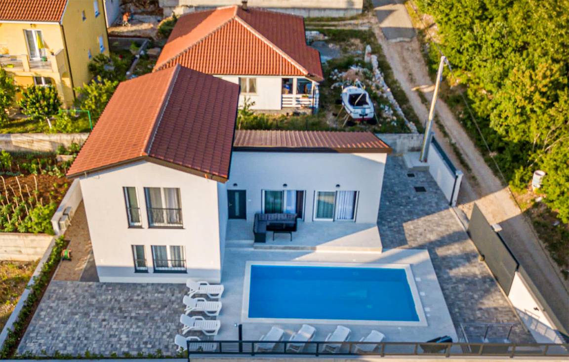 160 M² Ferienhaus ∙ 4 Schlafzimmer ∙ 10 Gäste - Kraljevica