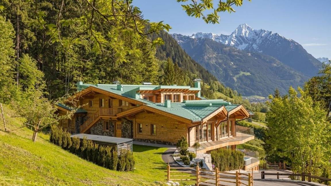 144 M² Huis ∙ 2 Slaapkamers ∙ 4 Gasten - Mayrhofen