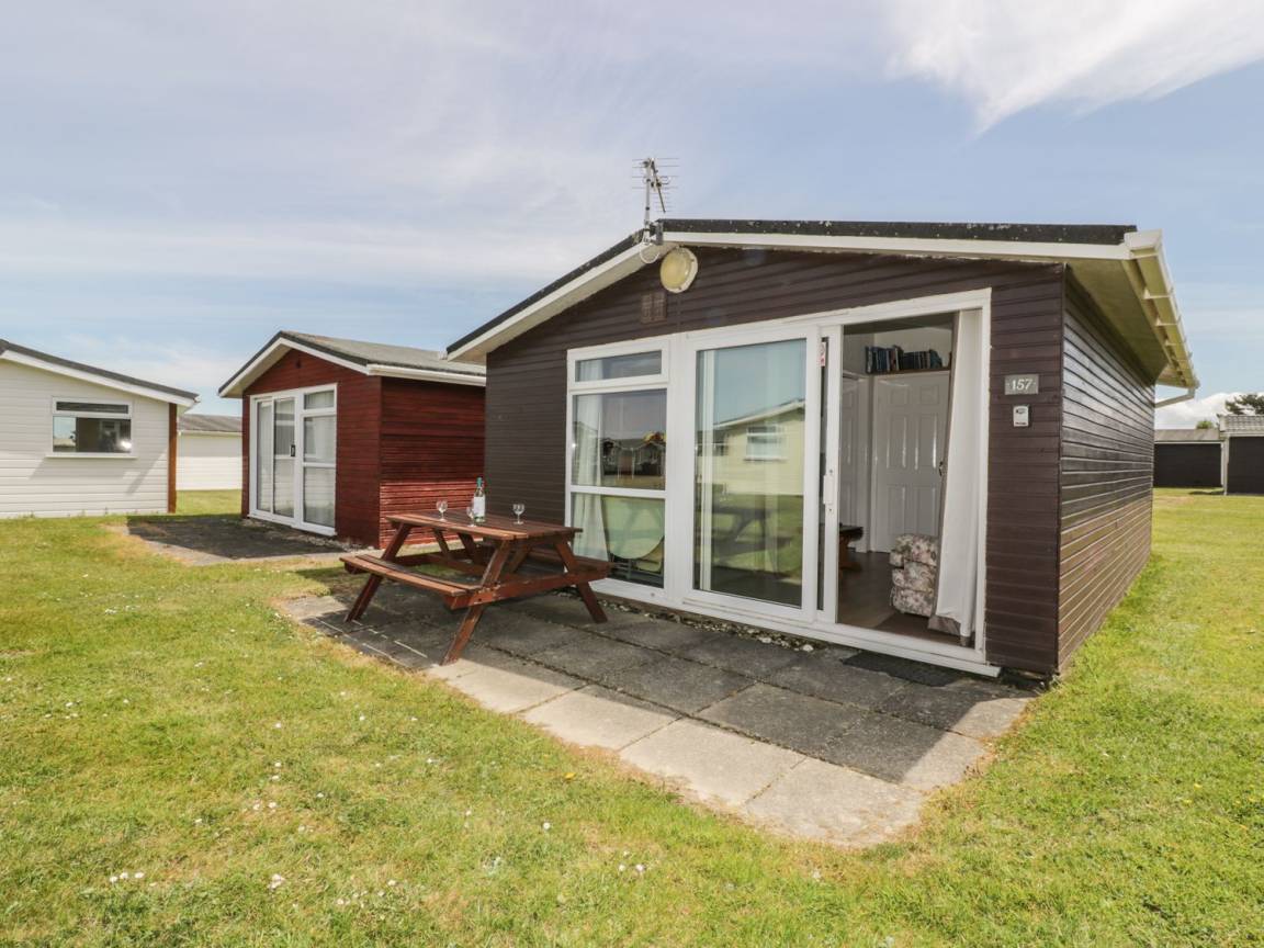 Cottage ∙ 2 Bedrooms ∙ 4 Guests - Constantine Bay