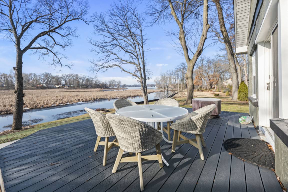 103 M² House ∙ 3 Bedrooms ∙ 6 Guests - Cooley Lake, MI