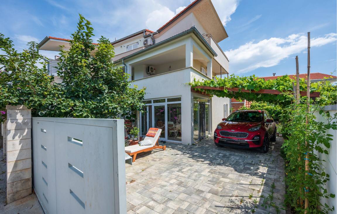 75 M² Appartement ∙ 2 Chambres ∙ 4 Personnes - Medulin
