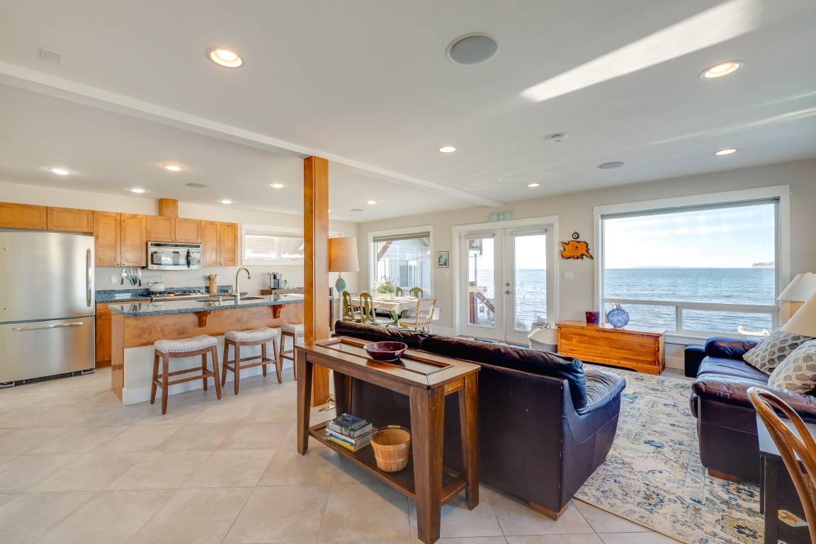 157 M² Cottage ∙ 2 Bedrooms ∙ 6 Guests - Birch Bay State Park, Blaine