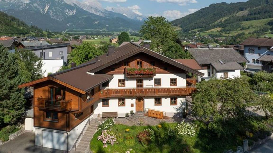 56 M² Apartment ∙ 2 Bedrooms ∙ 4 Guests - Saalfelden
