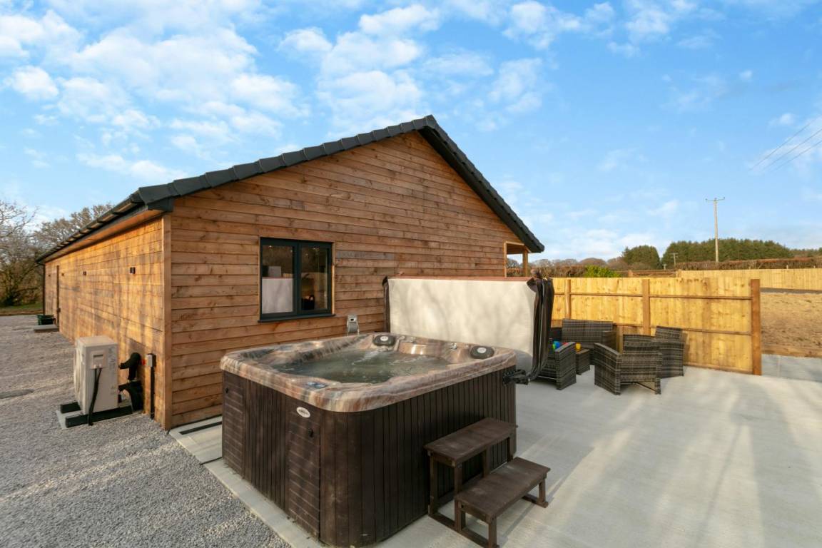 Lodge ∙ 3 Bedrooms ∙ 8 Guests - Devon