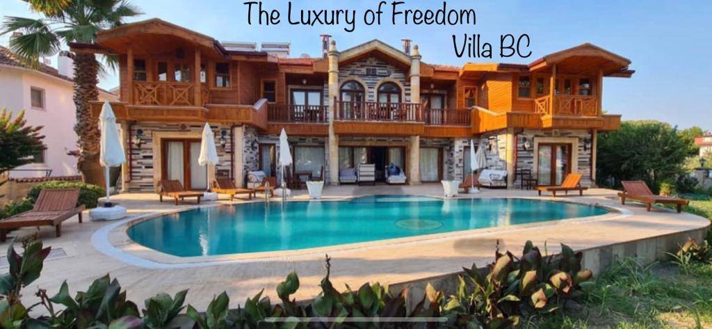 285 M² Villa ∙ 10 Bedrooms ∙ 20 Guests - Dalyan