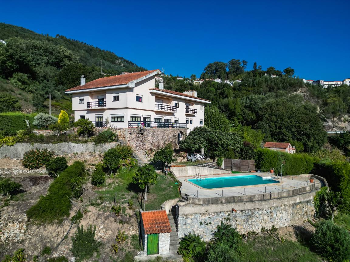 360 M² Maison De Campagne ∙ 6 Chambres ∙ 14 Personnes - Penacova