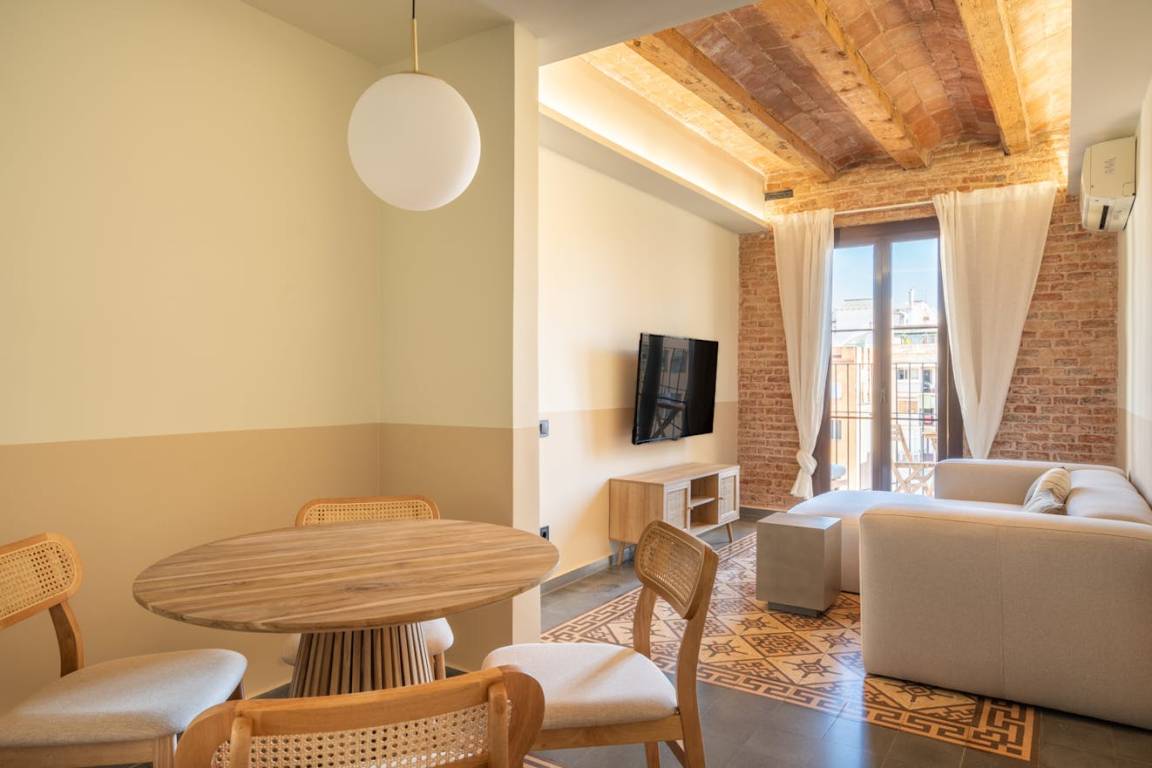 70 M² Apartamento ∙ 2 Quartos ∙ 3 Hóspedes - Sant Cugat del Vallès