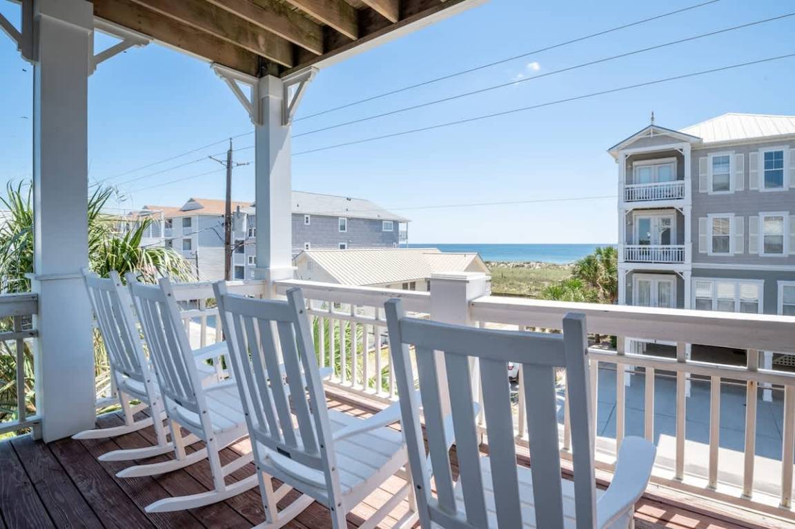 292 M² House ∙ 6 Bedrooms ∙ 14 Guests - Carolina Beach, NC