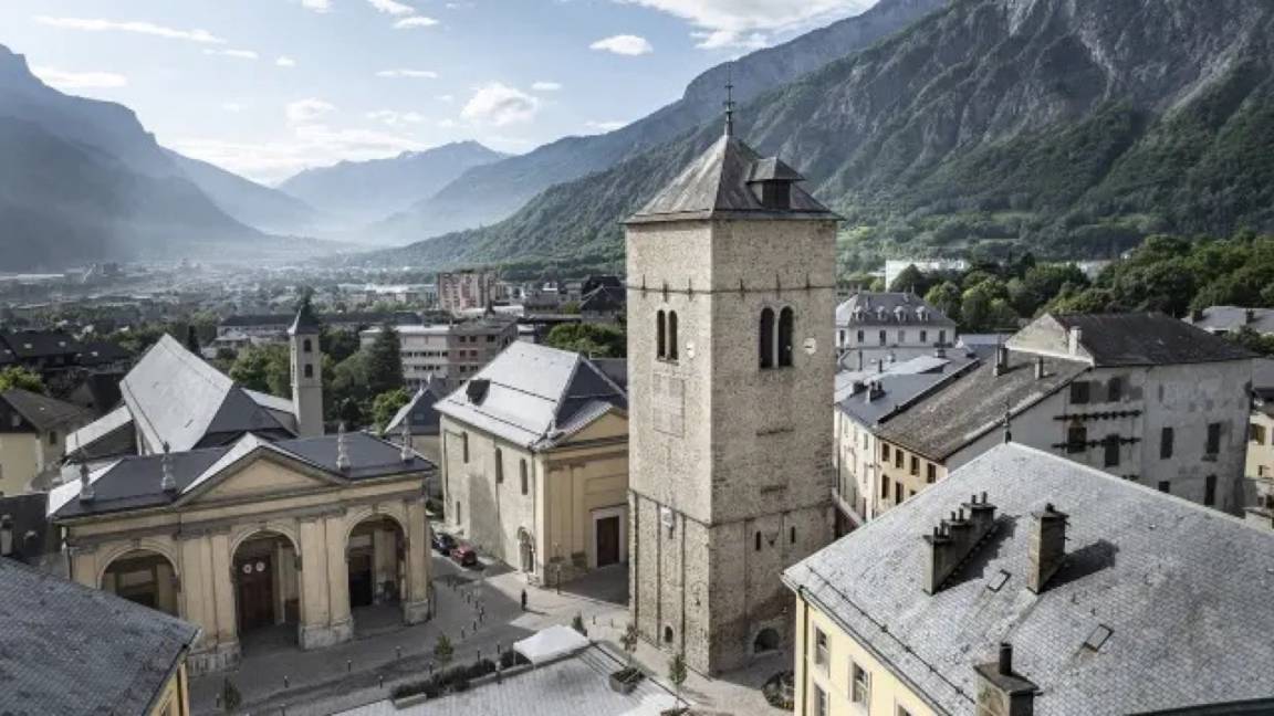 88 M² Appartement ∙ 3 Chambres ∙ 4 Personnes - Saint-Jean-de-Maurienne