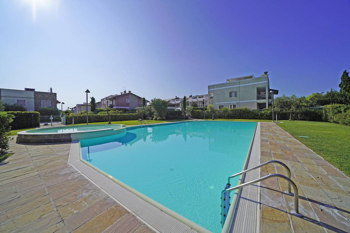 85 M² Apartment ∙ 2 Bedrooms ∙ 6 Guests - Castelnuovo del Garda