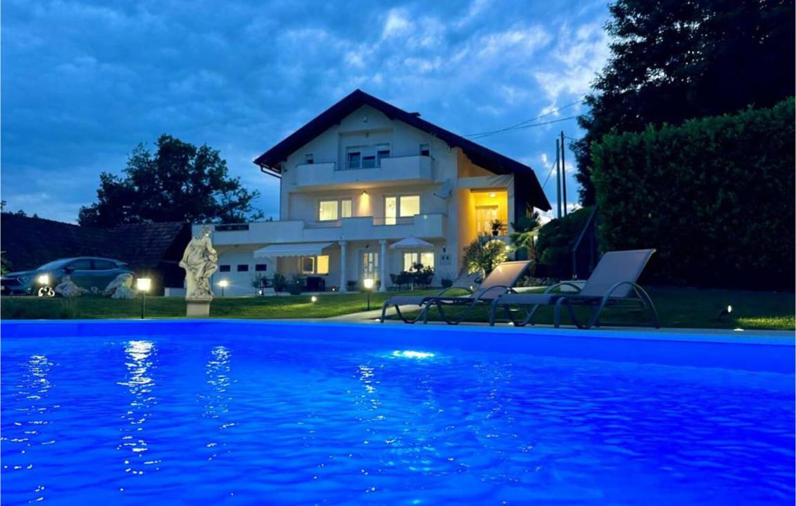 90 M² Apartment ∙ 1 Bedroom ∙ 2 Guests - Jesenice