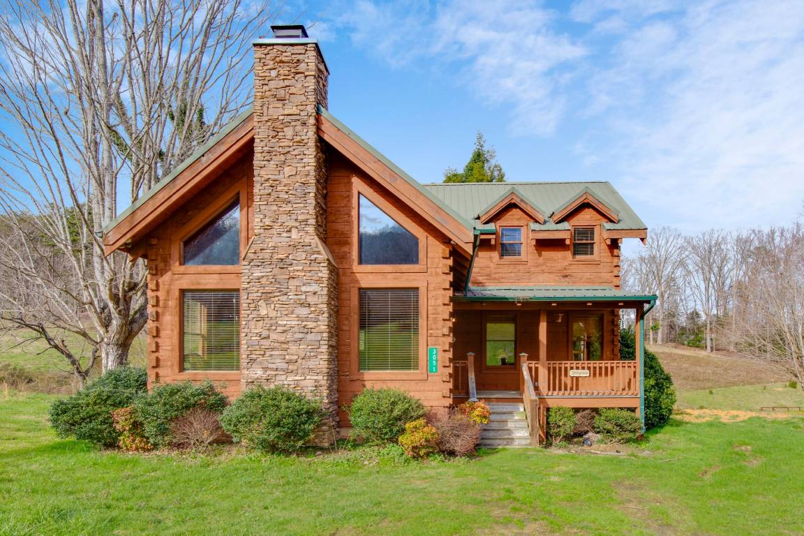 152 M² Cabin ∙ 2 Bedrooms ∙ 6 Guests - Townsend, TN