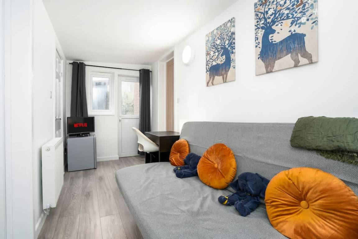 Apartment ∙ 1 Bedroom ∙ 1 Guest - Lincoln