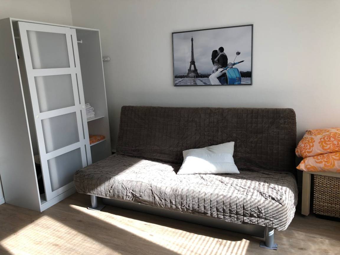 21 M² Apartment ∙ 1 Bedroom ∙ 1 Guest - Hamburg