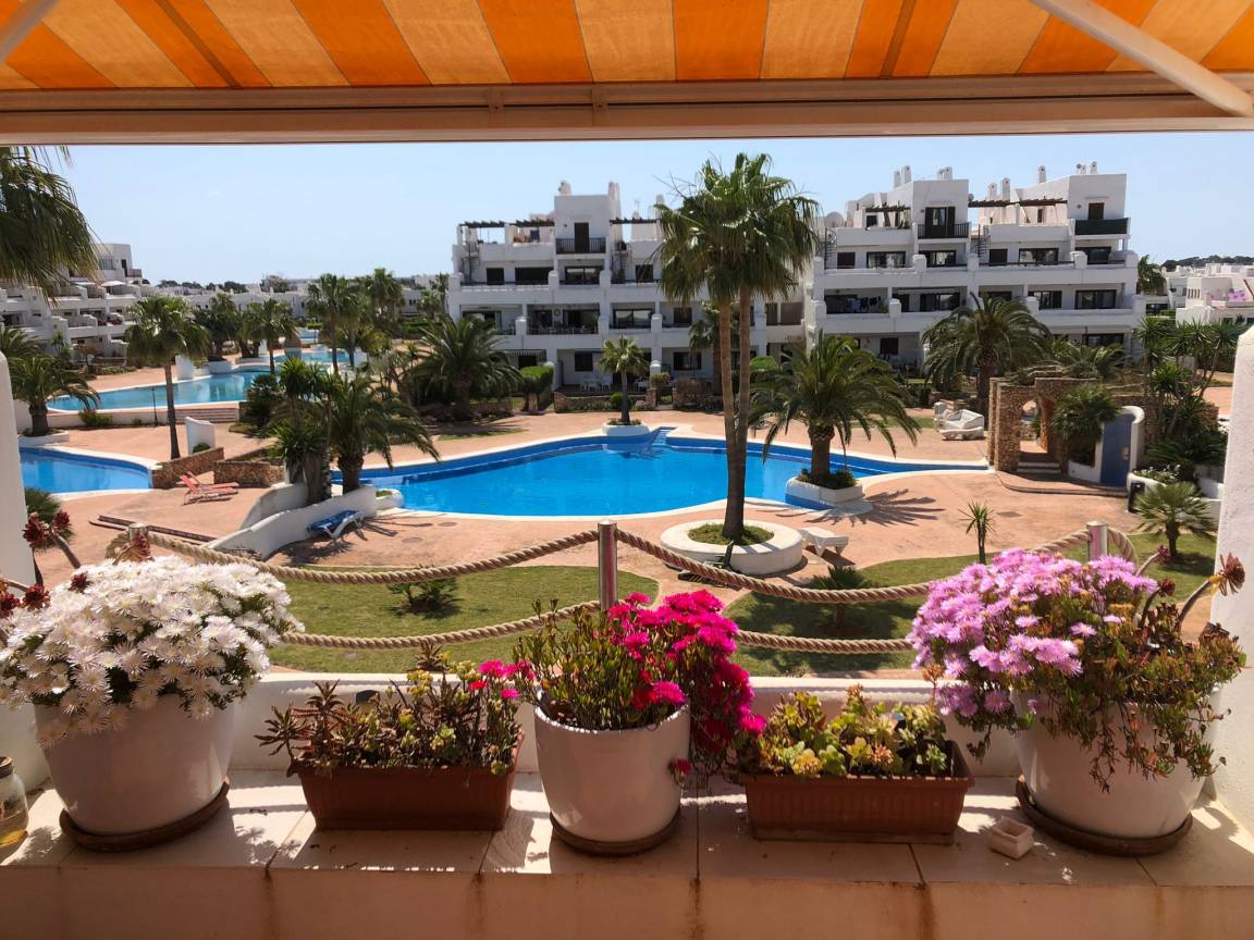 80 M² Apartment ∙ 2 Bedrooms ∙ 5 Guests - Cala d’Or