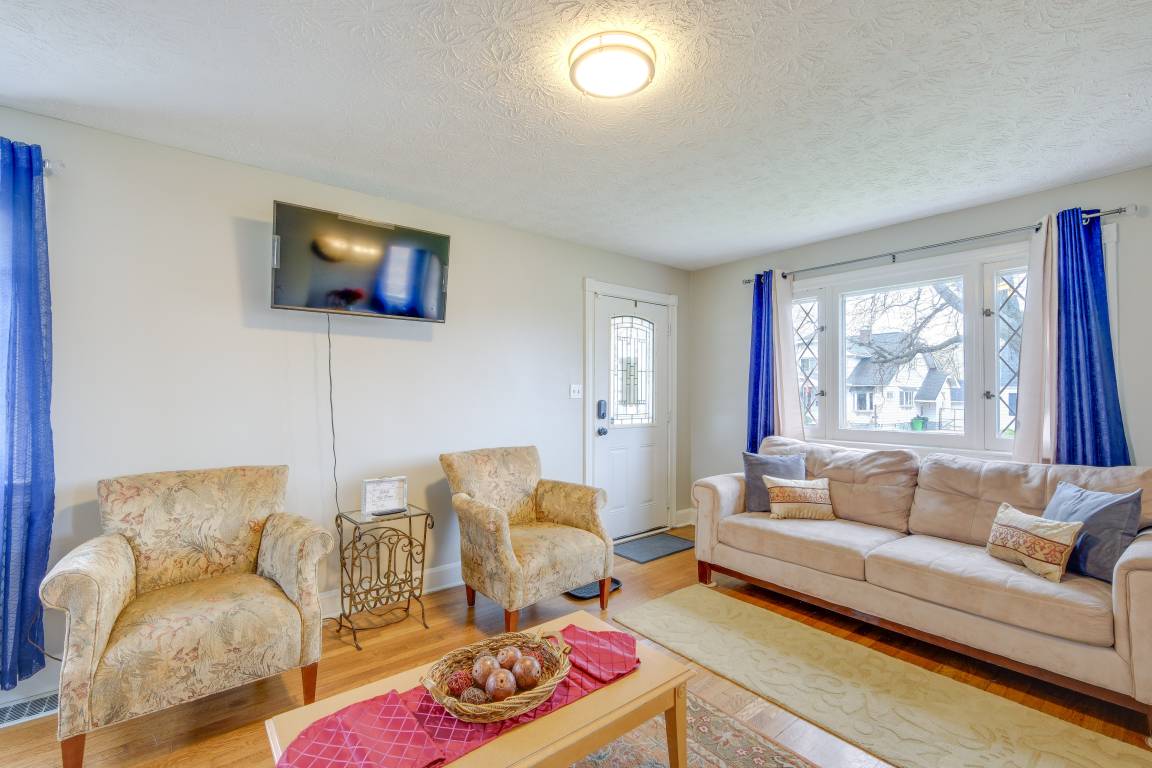 102 M² House ∙ 3 Bedrooms ∙ 5 Guests - Northfield, OH