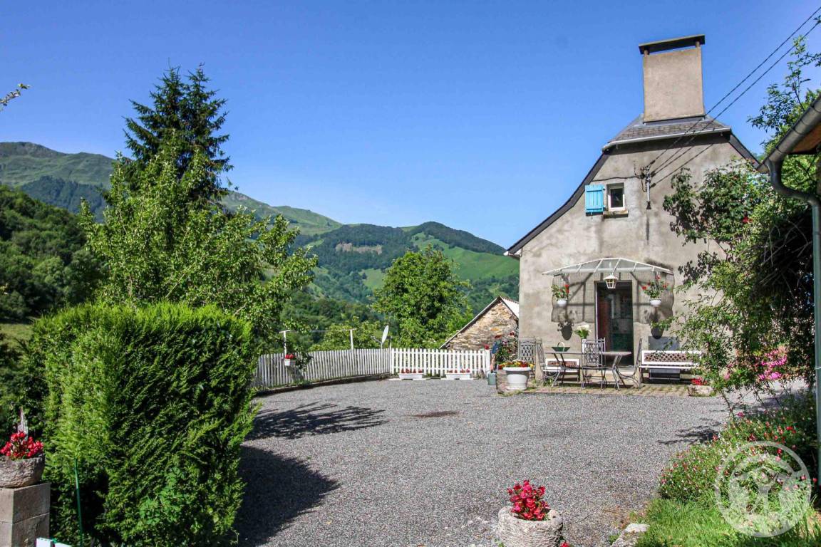 80 M² Mökki ∙ 1 Makuuhuone ∙ 4 Vierasta - Bagnères-de-Bigorre