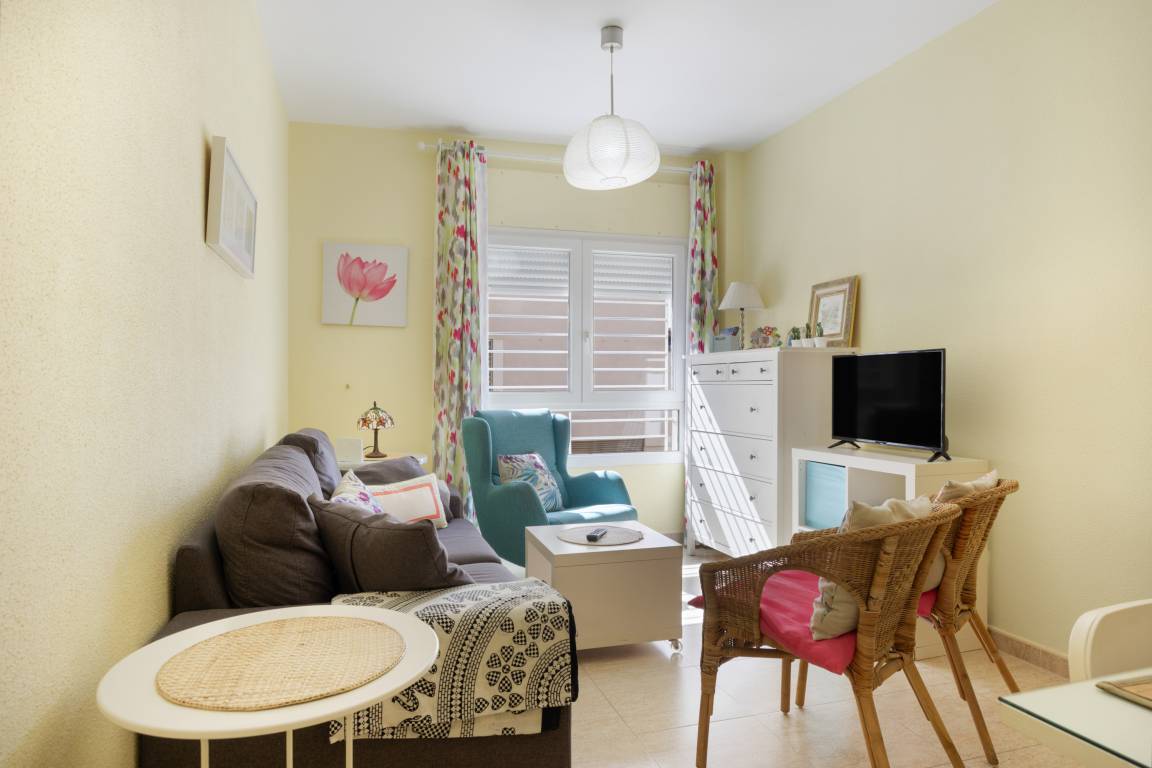 100 M² Apartment ∙ 3 Bedrooms ∙ 6 Guests - Cádiz