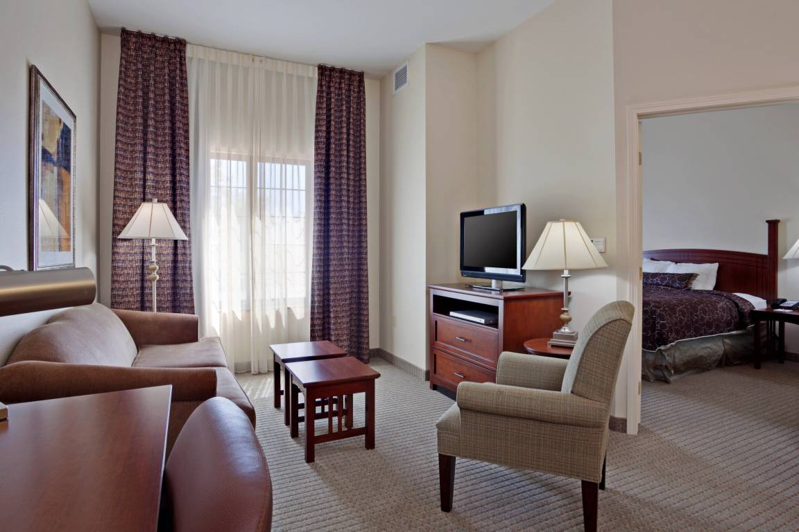 Hotel ∙ 1 Bedroom ∙ 2 Guests - Palmdale, CA