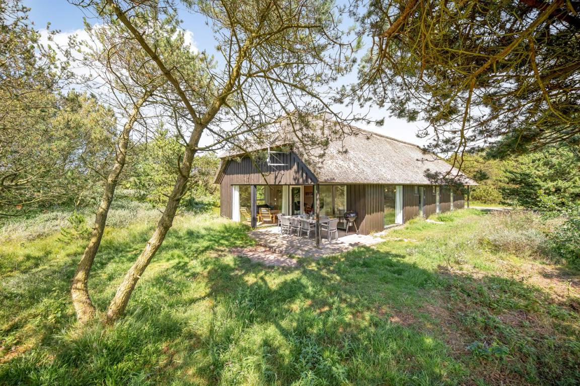 136 M² Ferienhaus ∙ 4 Schlafzimmer ∙ 8 Gäste - Vejers Strand