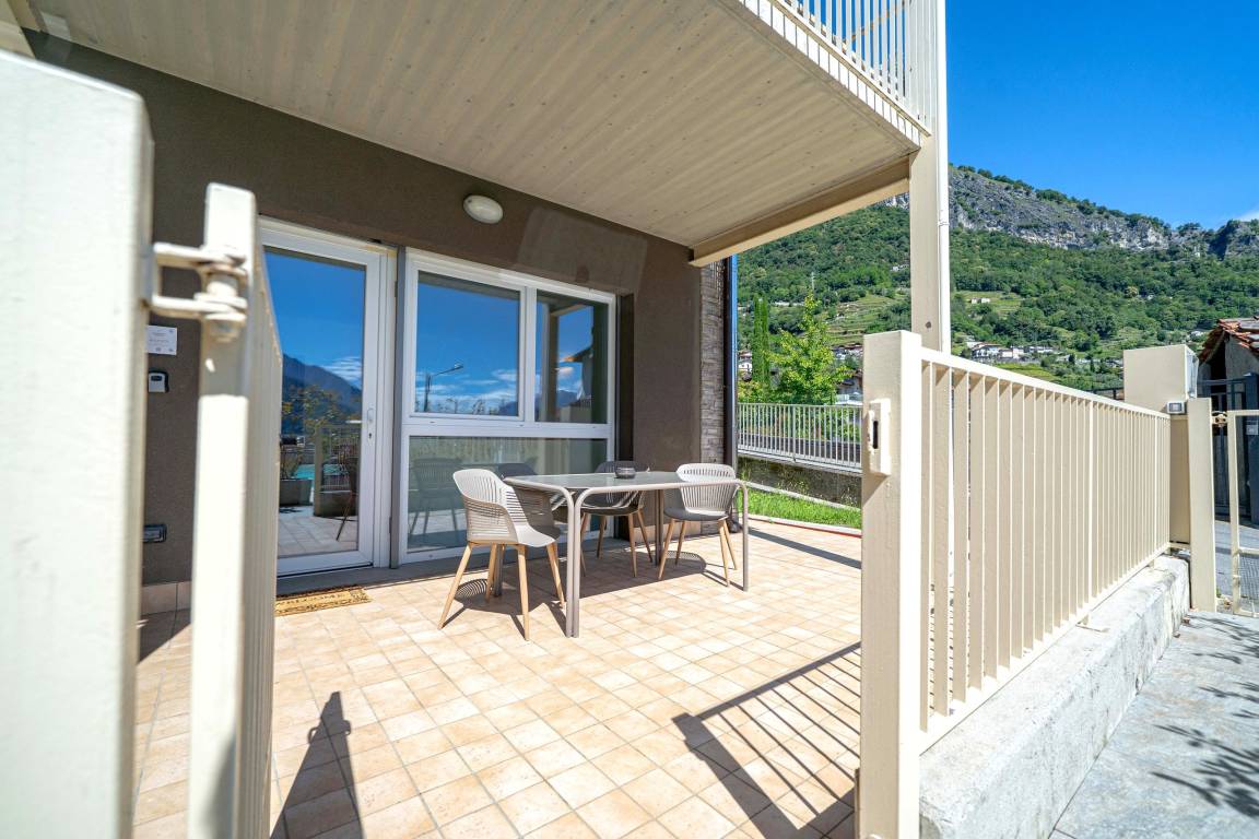 90 M² Appartement ∙ 3 Chambres ∙ 4 Personnes - Comomeer