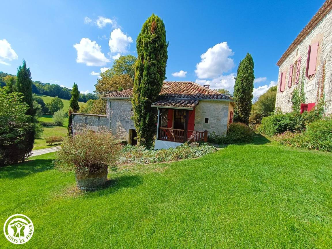 88 M² Gîte ∙ 2 Chambres ∙ 4 Personnes - Lot