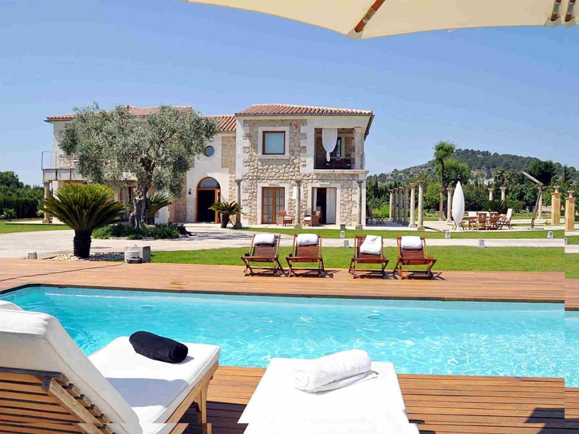558 M² Cottage ∙ 4 Bedrooms ∙ 8 Guests - Inca