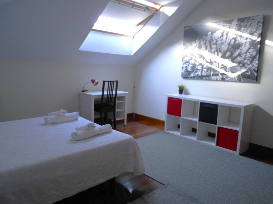 125 M² Ferienwohnung ∙ 3 Schlafzimmer ∙ 5 Gäste - Liendo