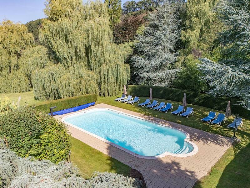 Maison De Vacances ∙ 11 Chambres ∙ 29 Personnes - Wallonie