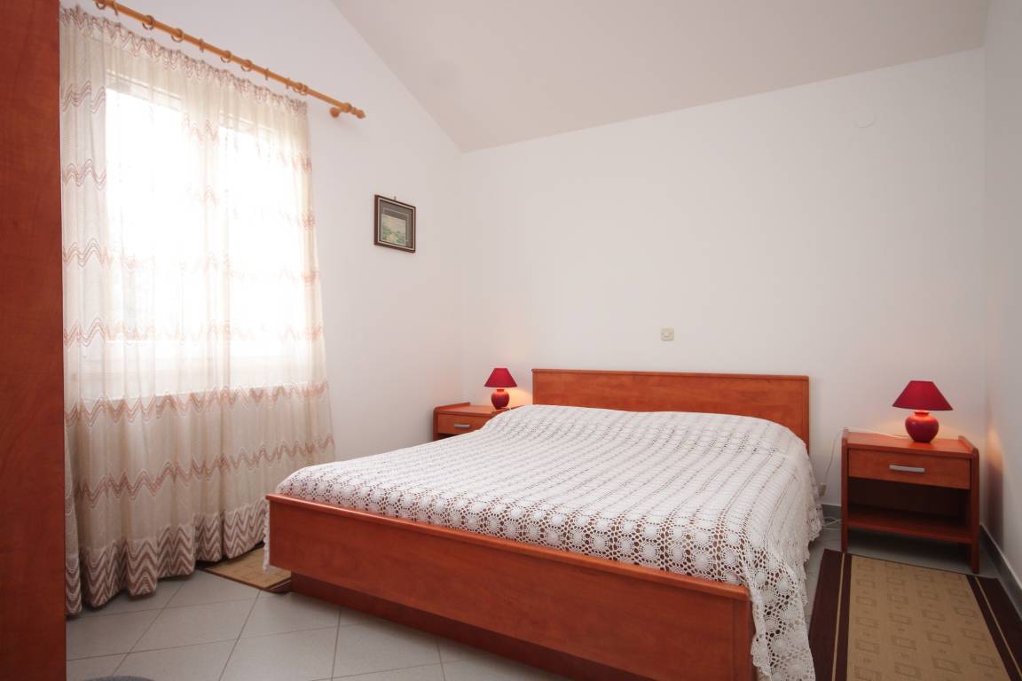 33 M² Ferienwohnung ∙ 1 Schlafzimmer ∙ 2 Gäste - Nerezine