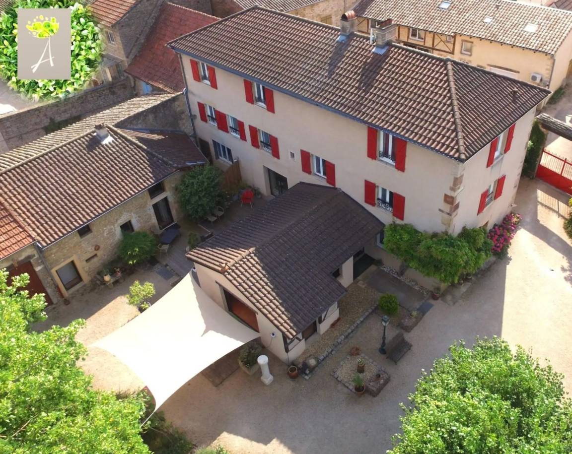 350 M² Chalet ∙ 5 Chambres ∙ 15 Personnes - Mâcon